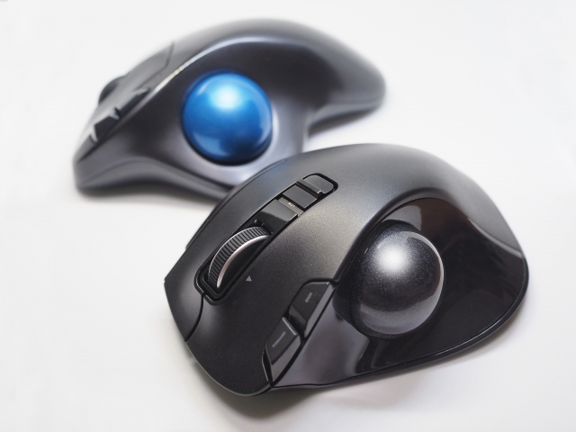 エレコム トラックボール M-XT3DRBKのレビュー・口コミを徹底検証！性能や評価、評判もチェック！ | がじぇりさ